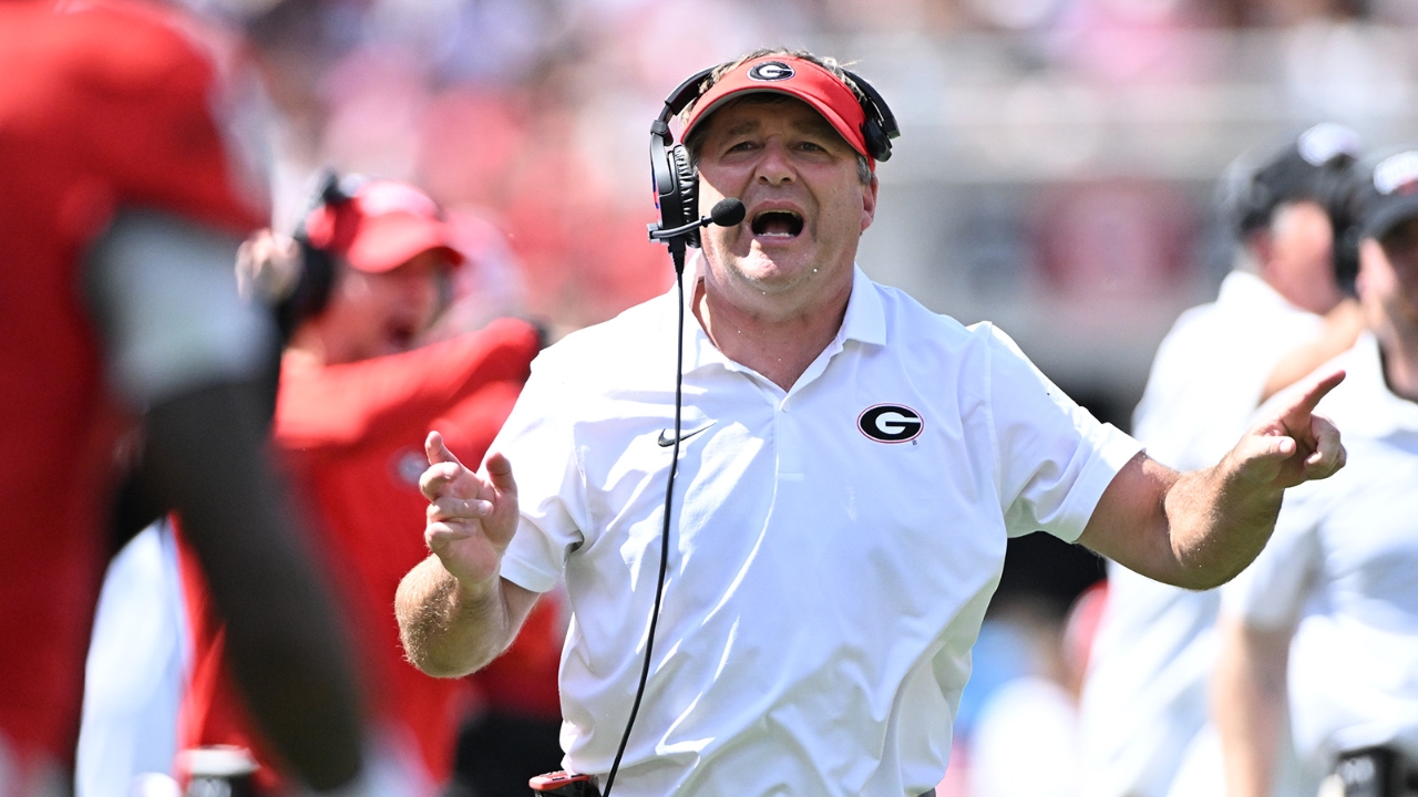 UGA Football coach Kirby Smart Challenged the No. 1 Dawgs at the Half ...